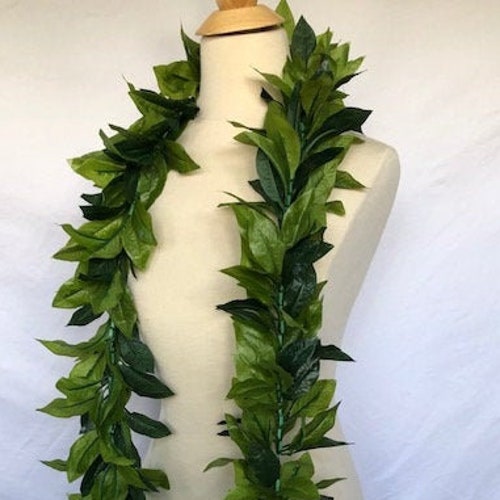 Traditional Maile Lei With White Tuberose artificial - Etsy