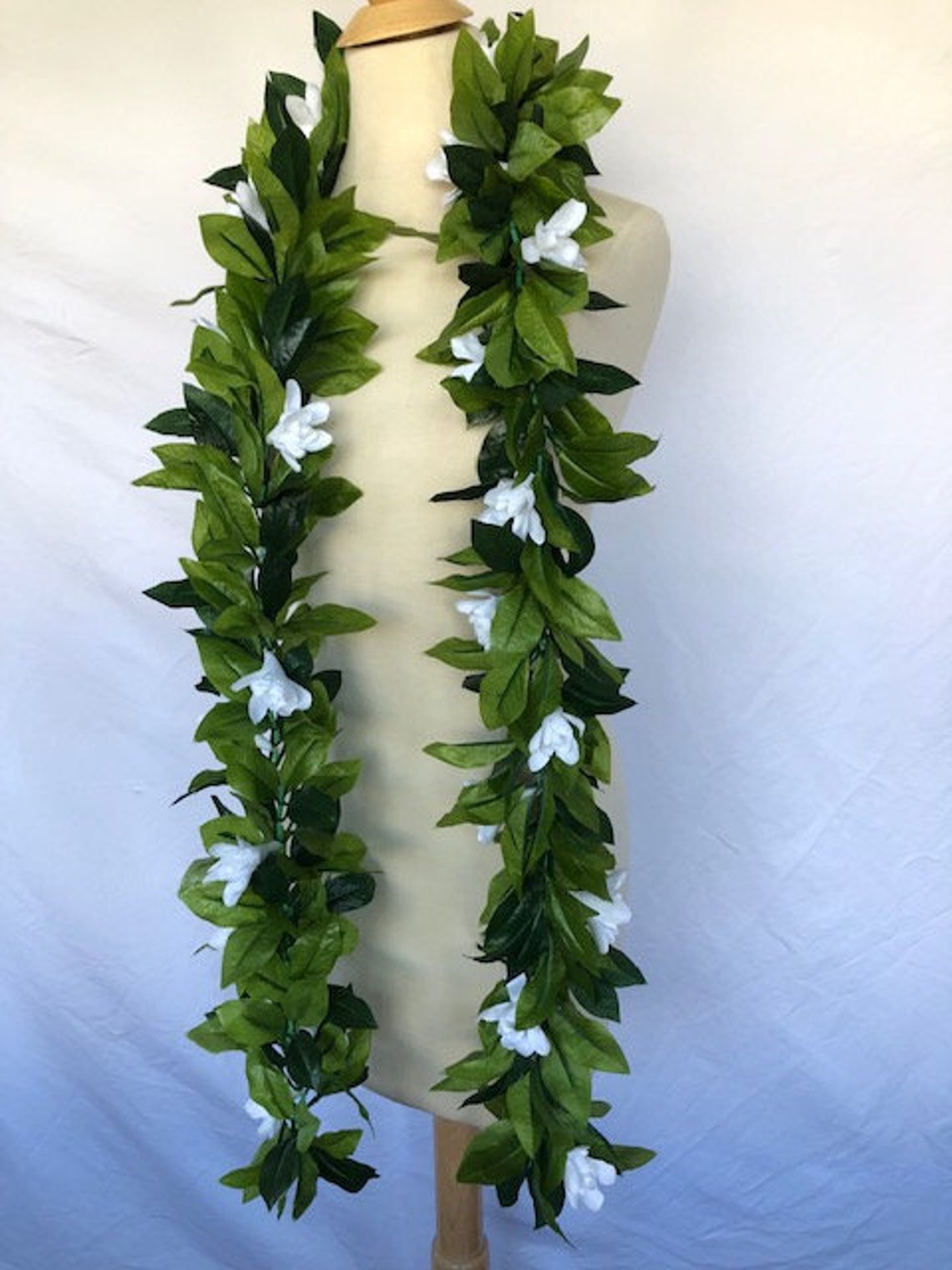 Traditional Maile Lei With White Tuberose artificial - Etsy