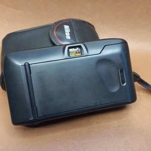 Vintage Camera Nikon AF 200, Film Camera Nikon 1990s, Point and Shot ...