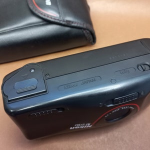 Vintage Camera Nikon AF 200, Film Camera Nikon 1990s, Point and Shot ...