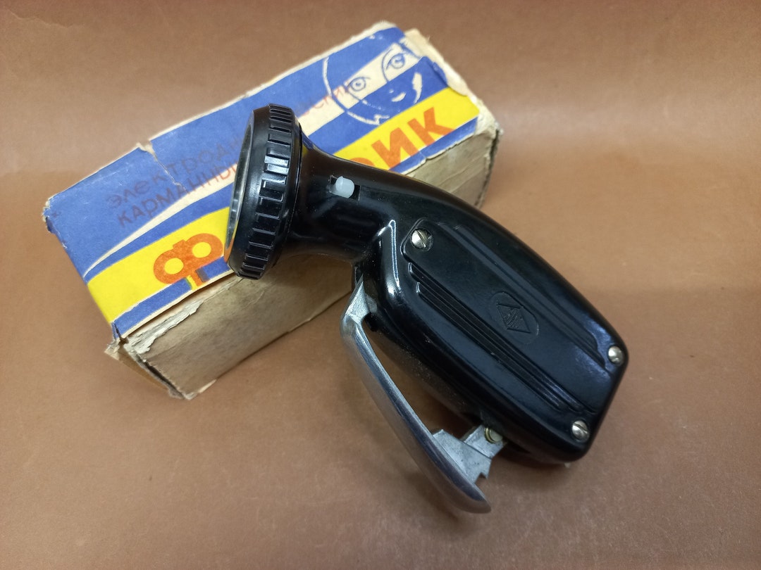 Soviet Vintage Mechanical Flashlight ZIP New,electrodynamic Carbolite ...