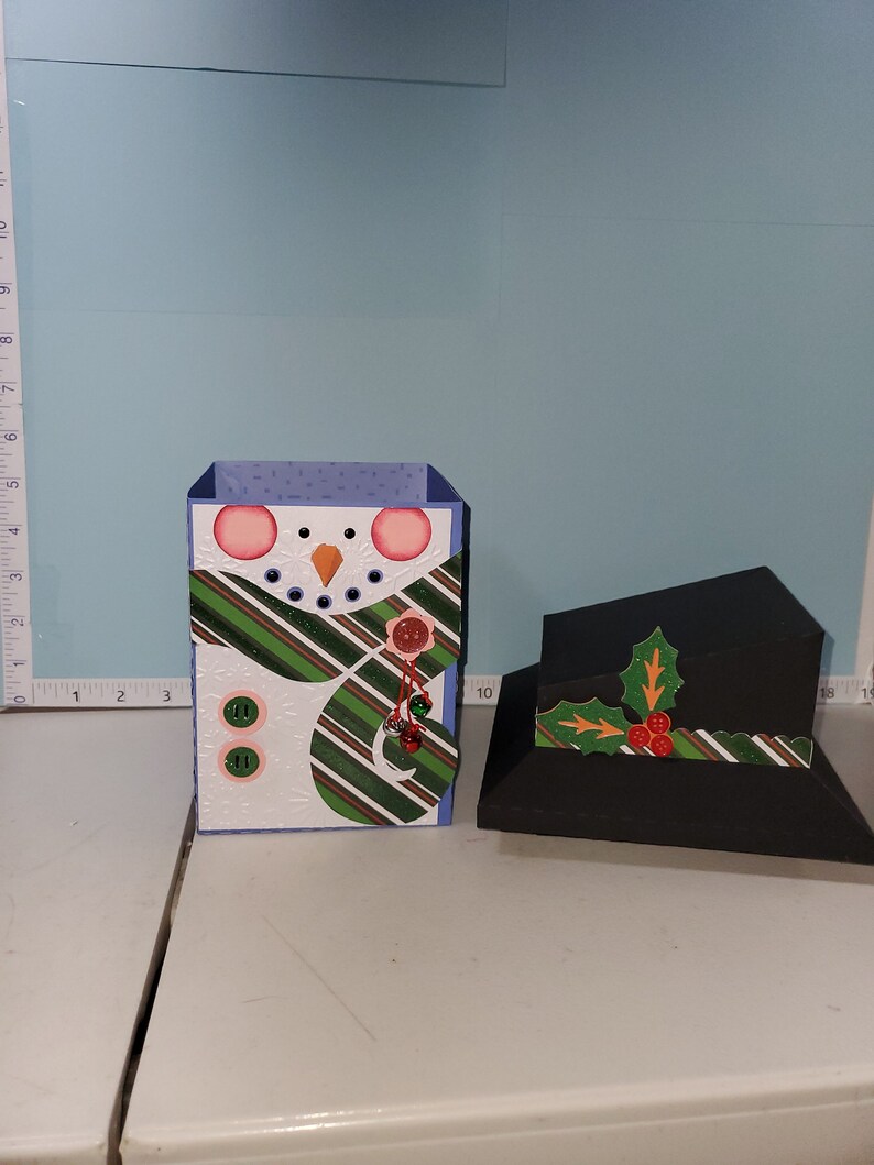 Gift Box Christmas Snowman - Etsy