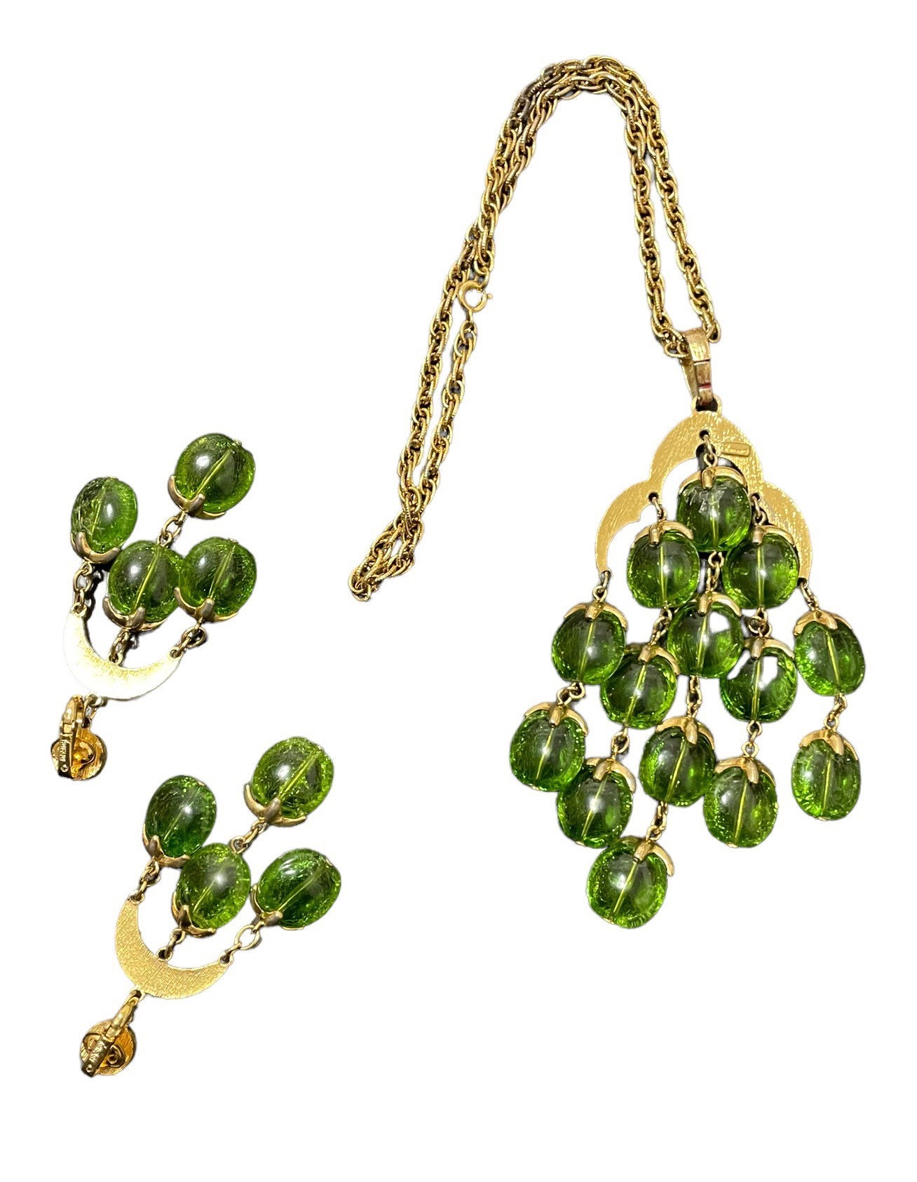 Vintage Trifari Jade Lucite Waterfall Necklace and Matching Earrings - Etsy