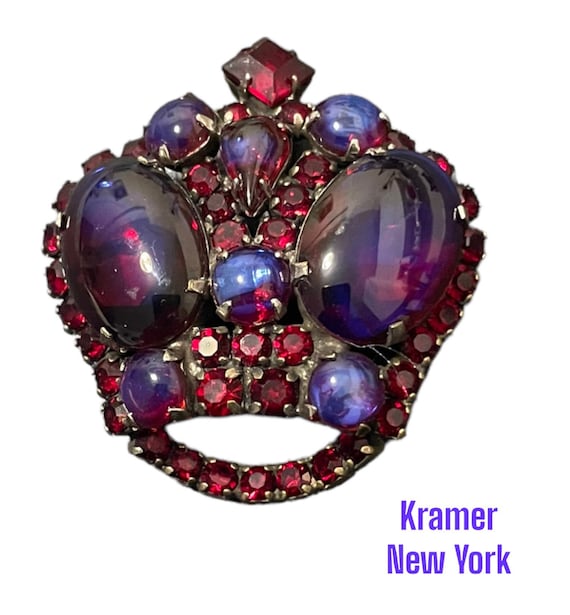 Rare Vintage Kramer Crown Brooch Pin - Gem