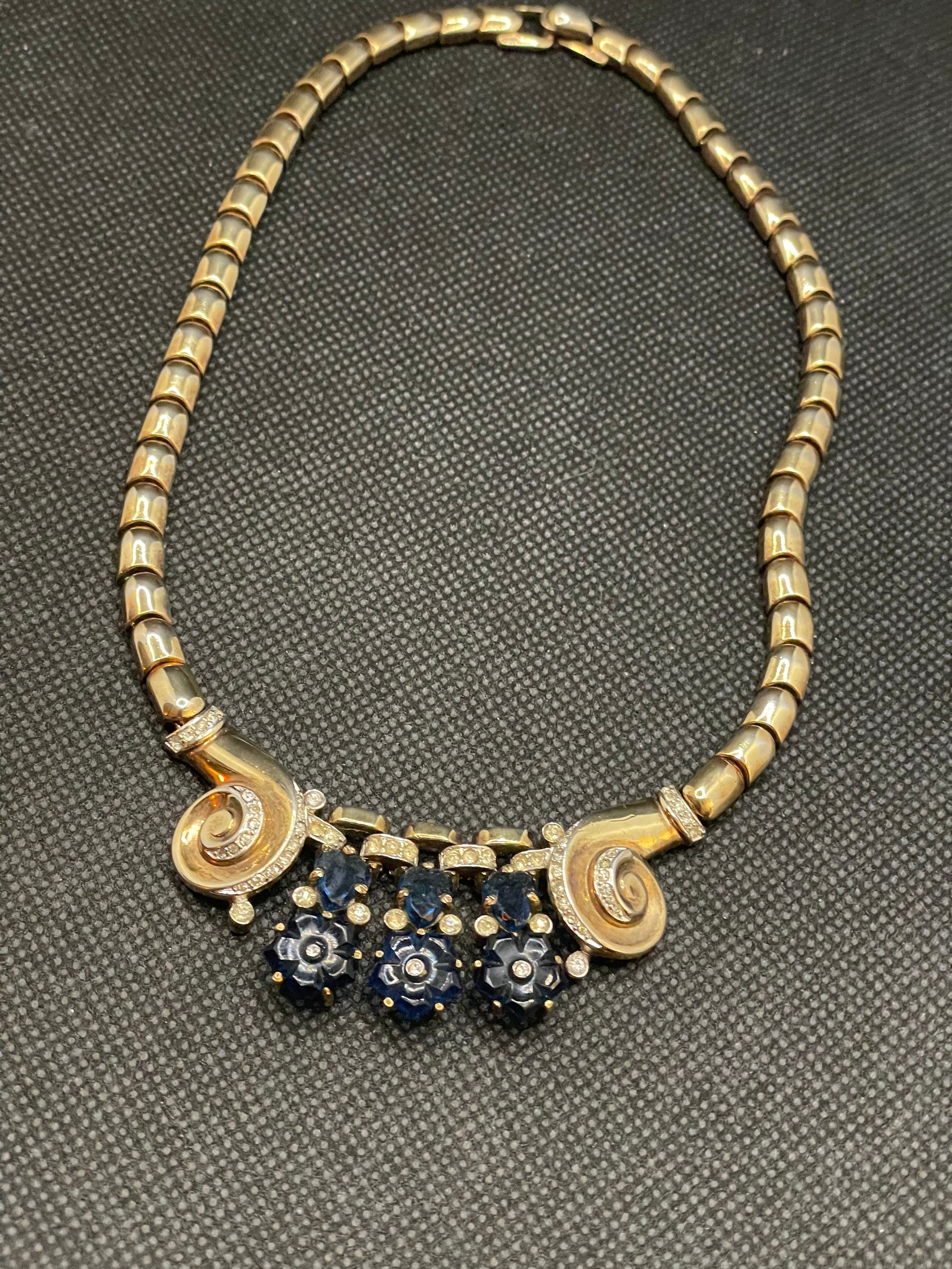 Vintage Trifari Gold Tone Glass Flower Necklace - Etsy