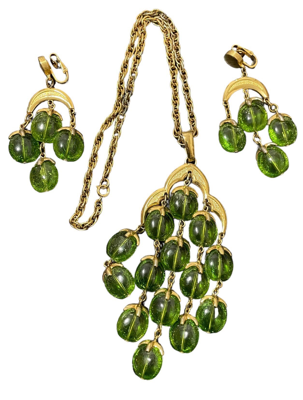 Vintage Trifari Jade Lucite Waterfall Necklace and Matching Earrings - Etsy