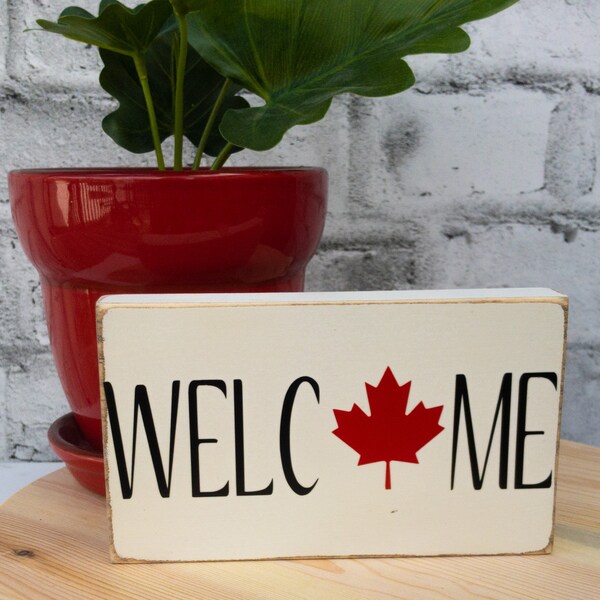 Wooden Welcome Sign - Etsy Canada