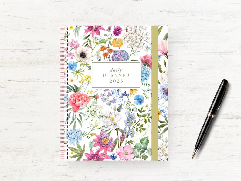 Spiral Notebook Mockup Canva Planner Frame Spiral Planner Canva ...