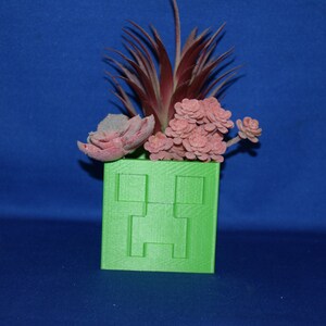Minecraft Creeper Planter - Etsy