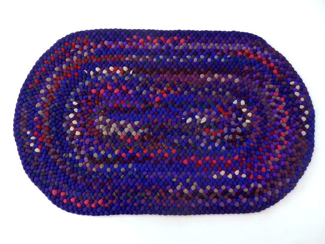 Braided Rug, Hand Braided, Wool Fabric, Oval Shape, 26.5 X 43 In ...