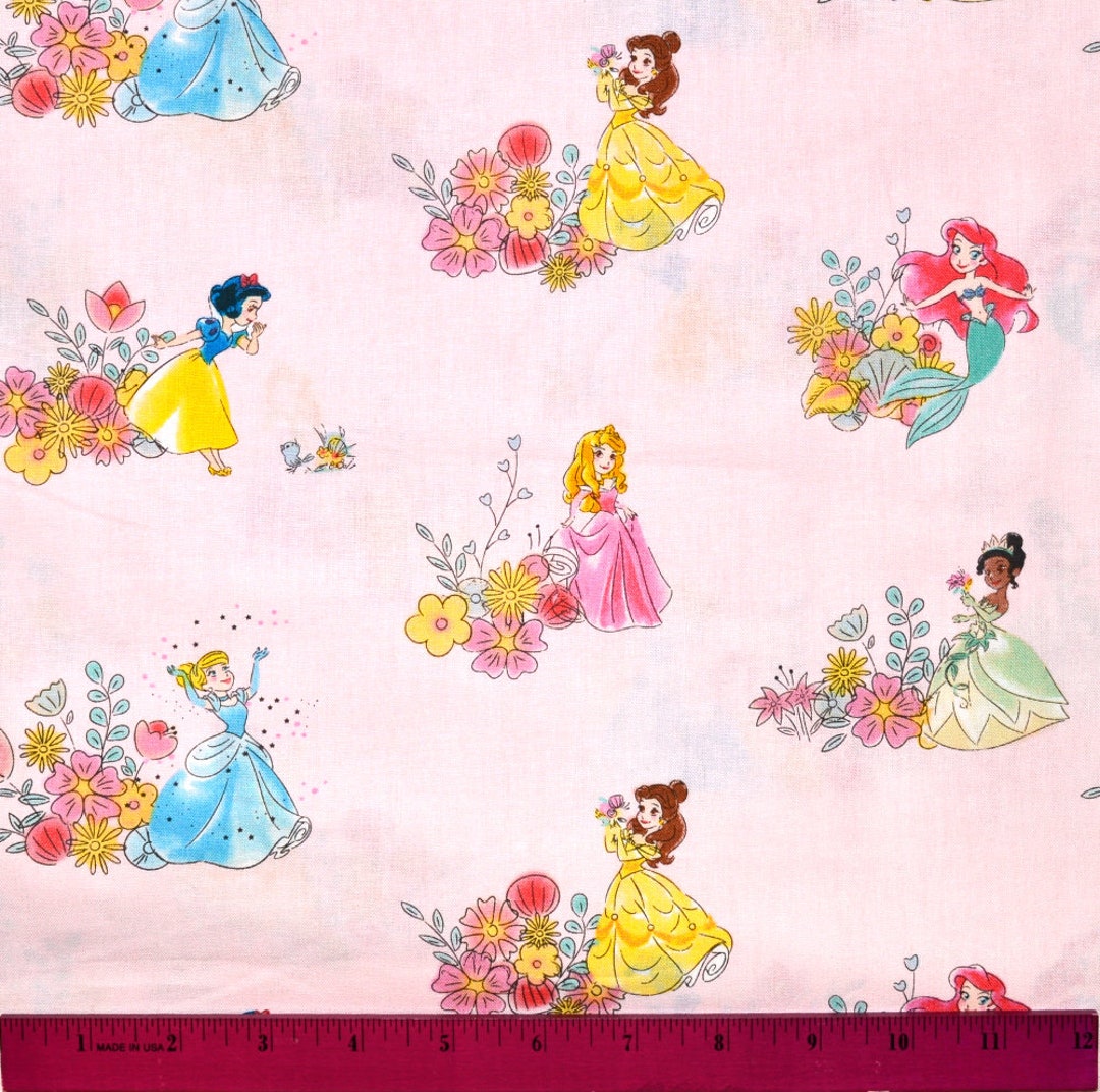 DISNEY PRINZESSIN STOFF Verkauft durch den halben Hof Zum Nähen Quilten ...