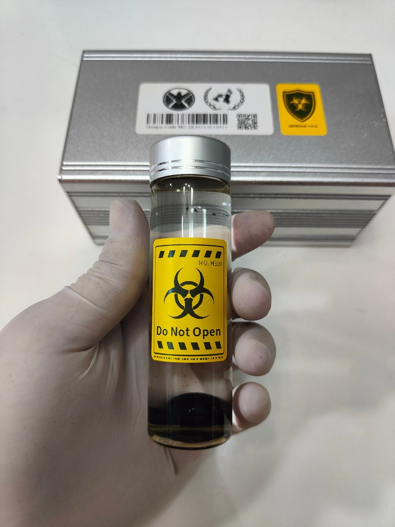 T Virus Vial: Venom Cosplay Resident Evil Prop Replica - Etsy