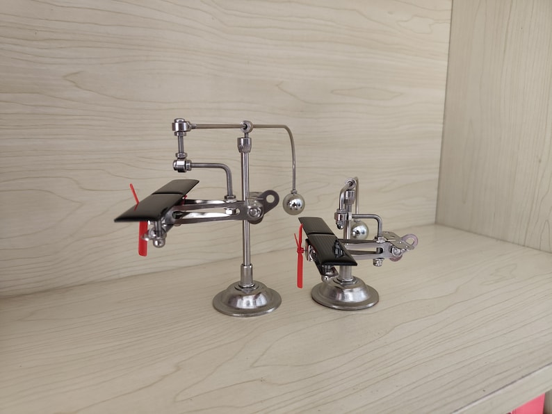 Solar Plane Kinetic Balance Toy: Metal Mechanical Art Desktop Ornament ...