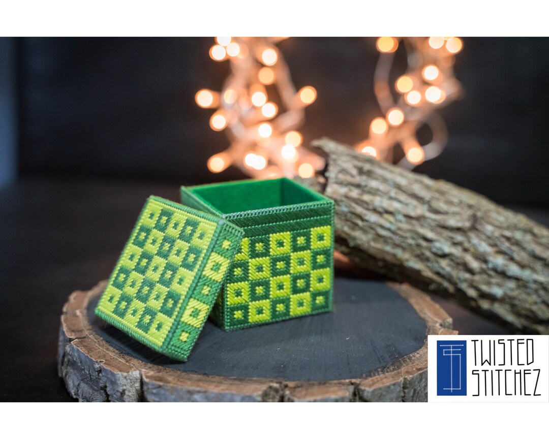Green Squares Plastic Canvas Box Pattern, Jewelry Box PDF Chart ...