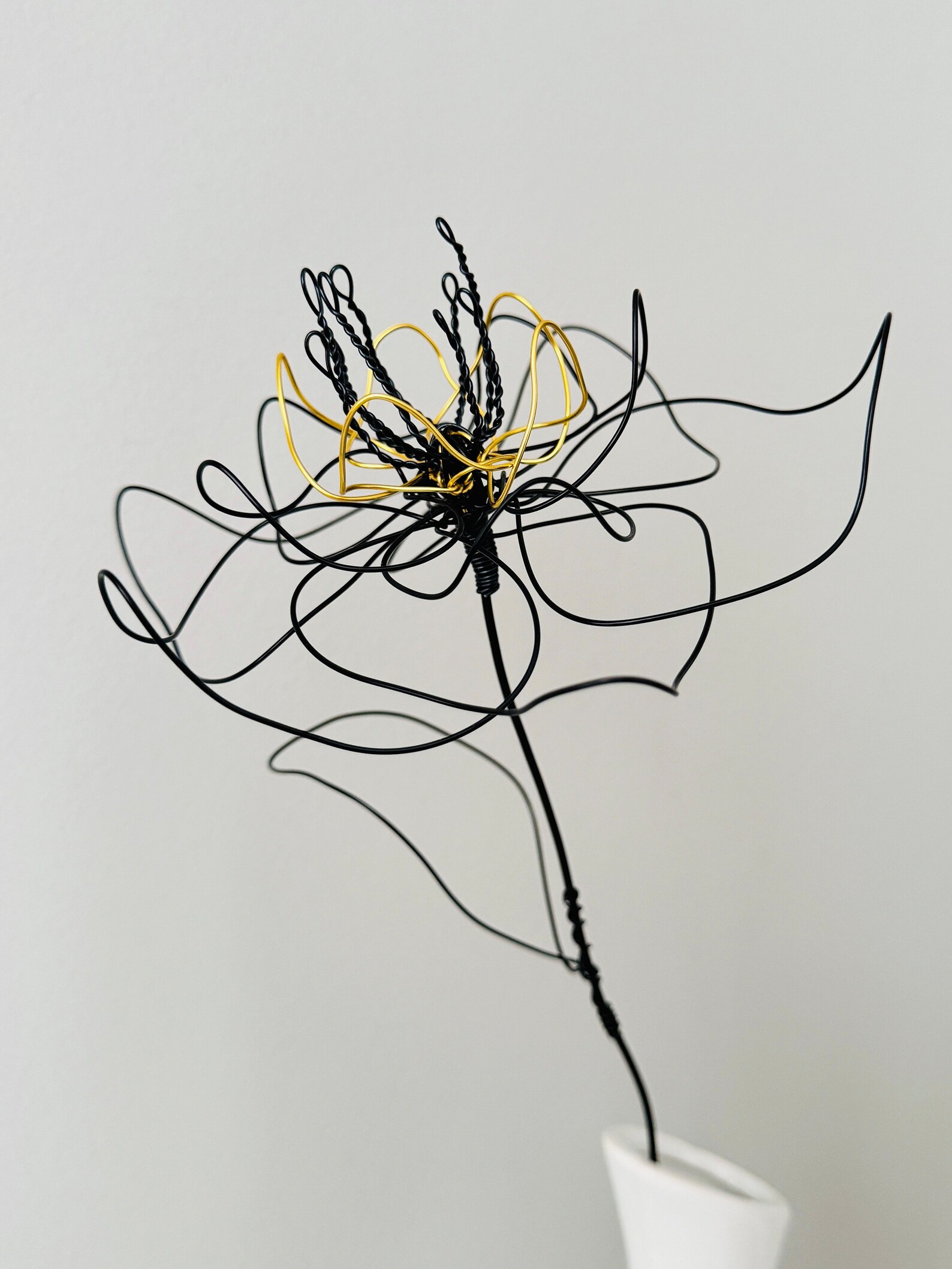 Black Gold Wire Flower / Wire Art / Flower Thing / Flower Arrangement ...