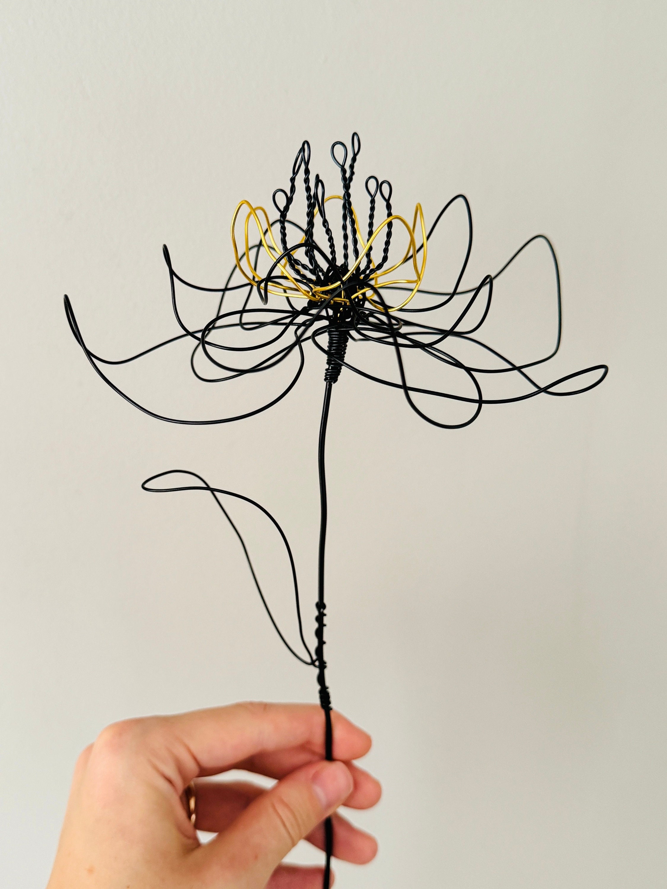 Black Gold Wire Flower / Wire Art / Flower Thing / Flower Arrangement ...