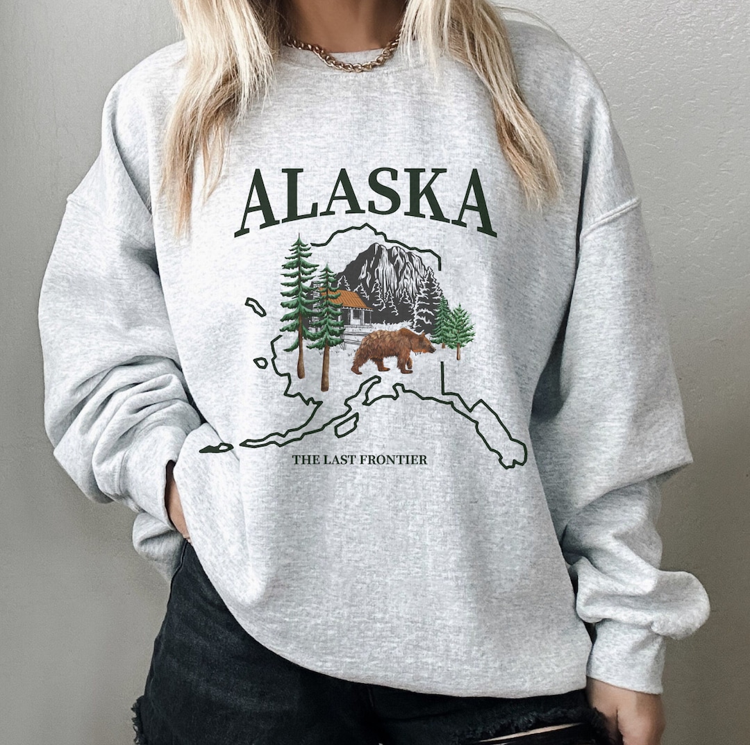 Unisex Alaska Grizzly Bear Crewneck Sweatshirt, Alaska Pullover Gift ...