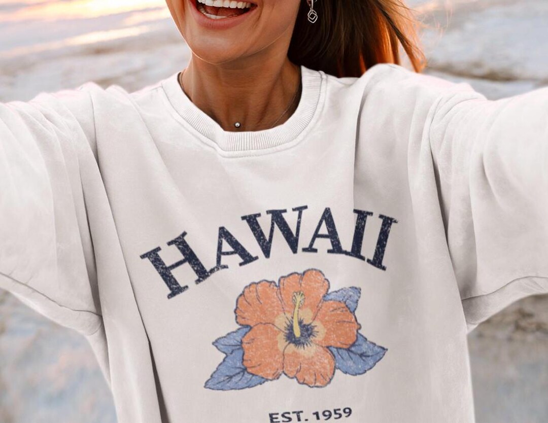 Hawaii Sweatshirt, Hibiscus Flower Shirt, Honolulu Crewneck, Hawaii ...