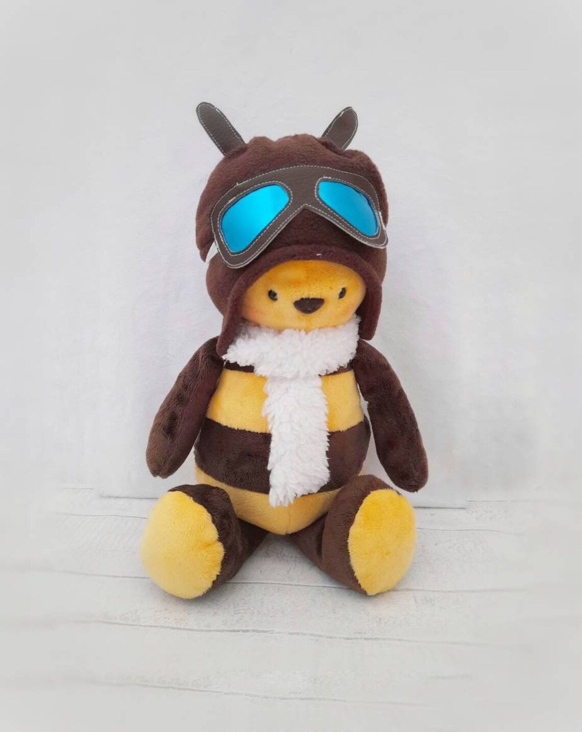 Plushie Bee Sewing Pattern and Tutorial With Aviator Hat and - Etsy UK