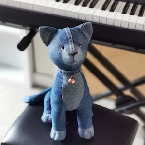 Sitting Cat Sewing Pattern and Tutorial Pdf - Etsy
