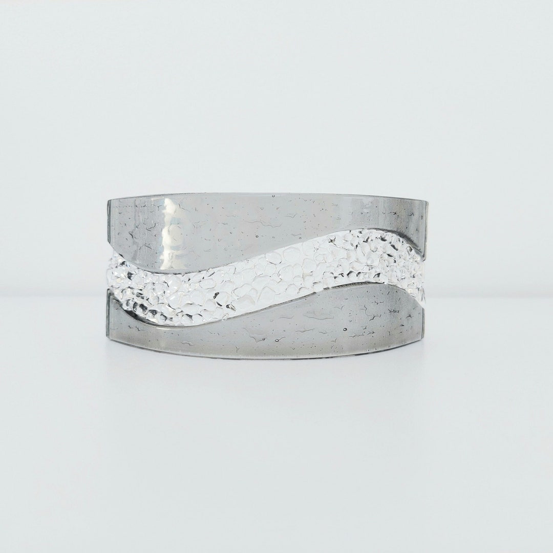 Silver Grey Glass Art Curve, Handmade Minimalist Mantlepiece Ornament ...