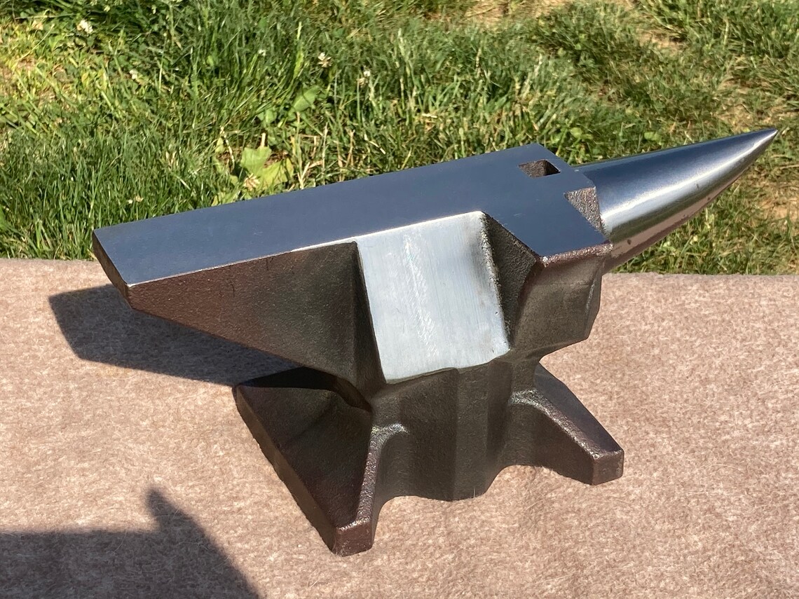 Oak Lawn Blacksmith Bavarian Style Anvil - Etsy