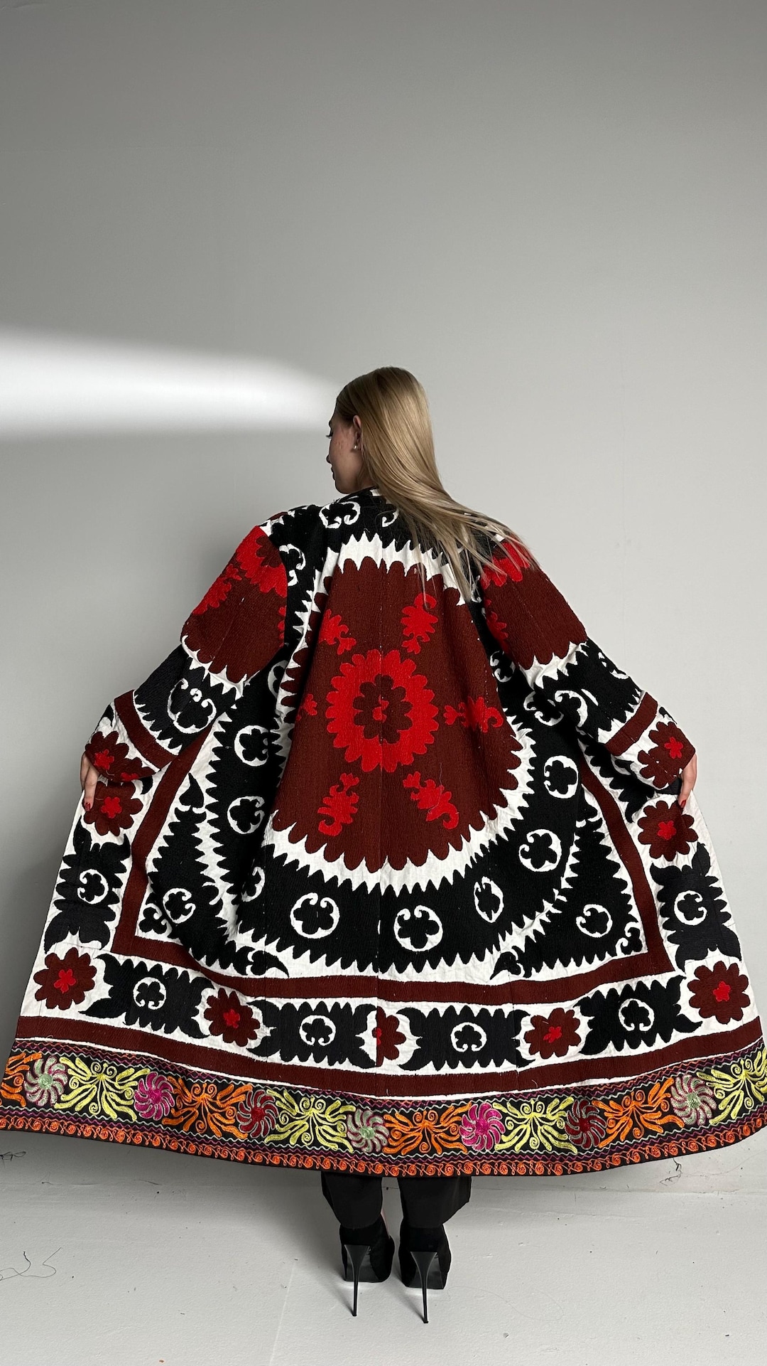 Uzbek Handmade Suzani Embroidery Coat Chopon, Robe, Dress, Chapan ...