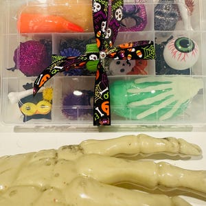 Halloween Themed Play-dough Sensory Box - Etsy