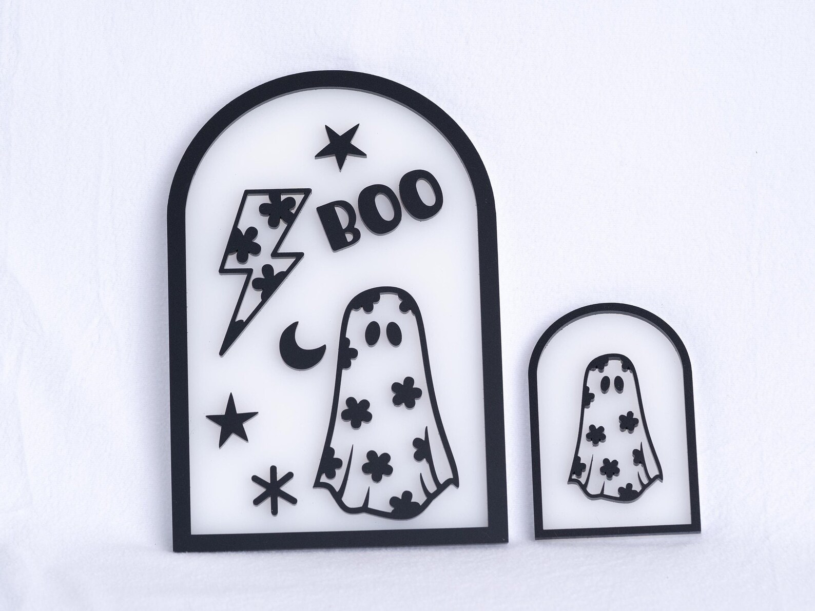 Retro Ghost Acrylic Halloween Arch Signs, Retro Daisy Ghost Halloween ...