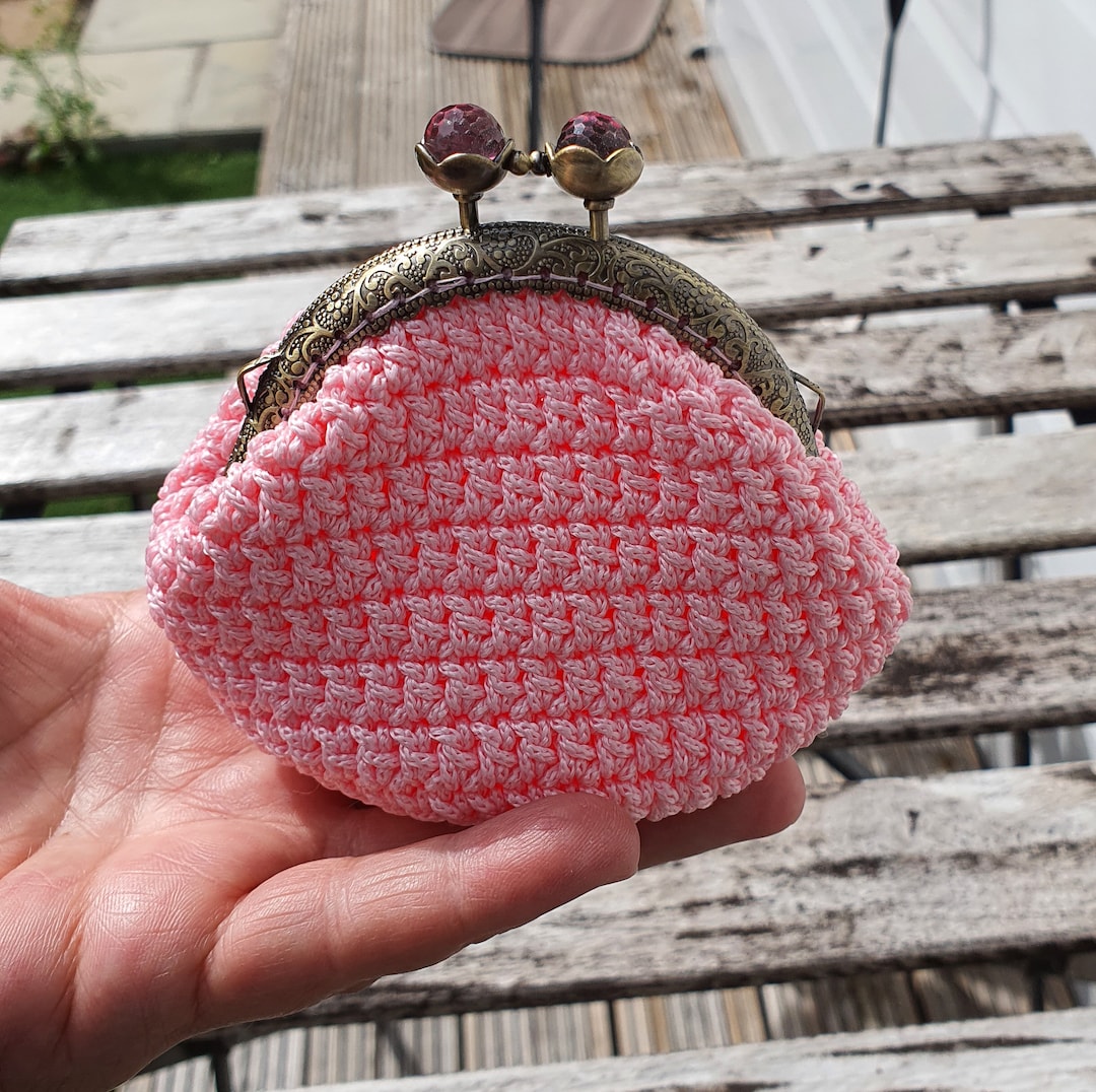 Crochet Kiss-lock Coin Purse Pattern: US and UK Terms (PDF Download) - Etsy