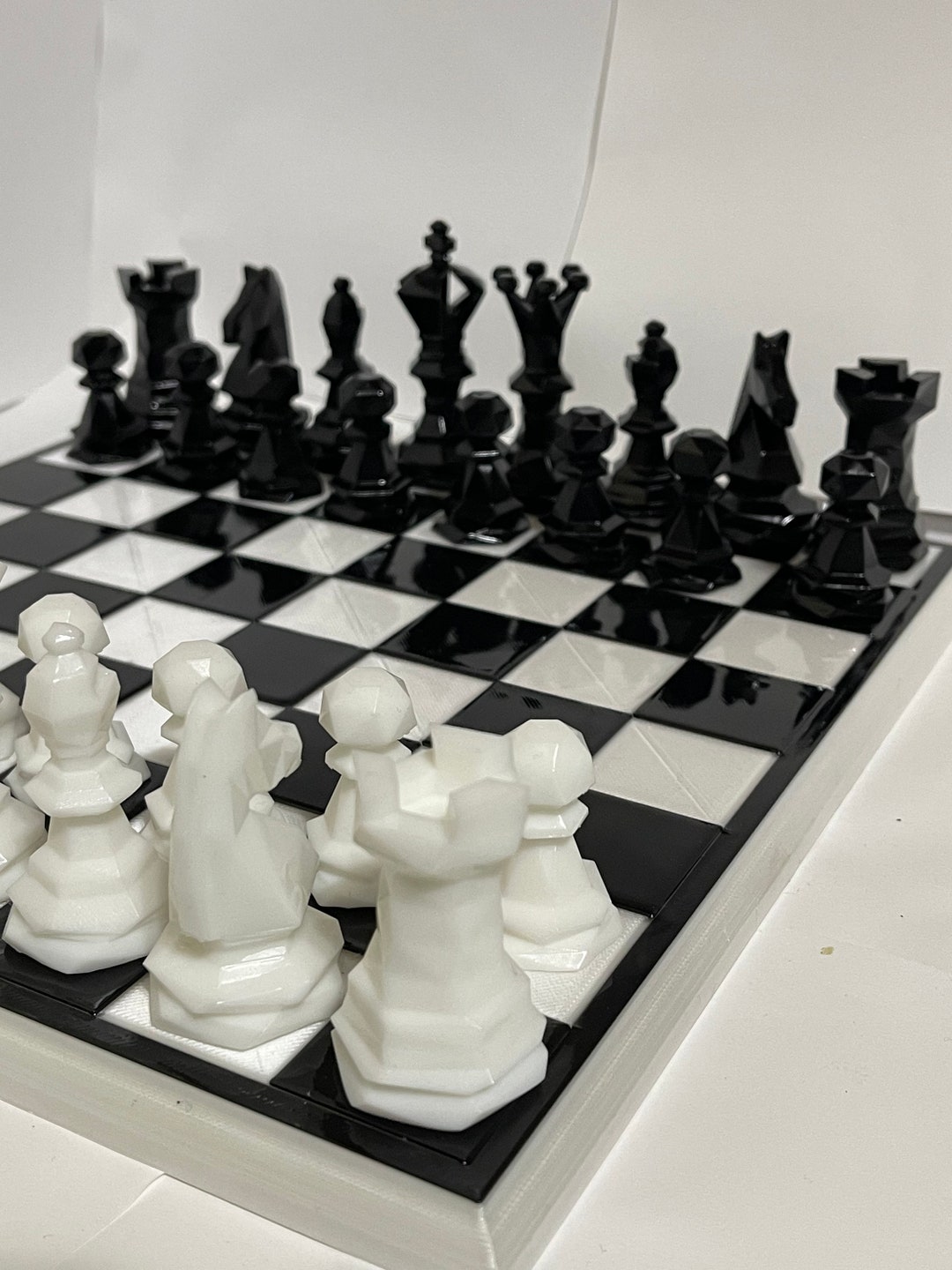 Geometric Custom Professional Chess Set Game Board Checkers 8k Resin ...