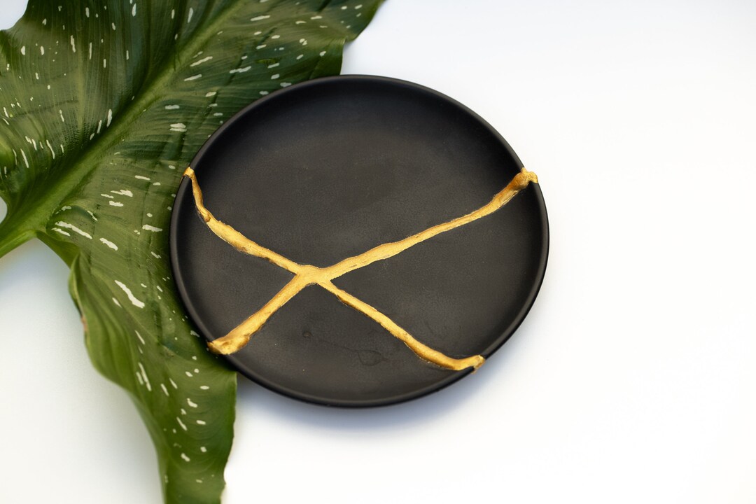Black Kintsugi Plate - Watch Holder - Home Decor- Jewelry Container ...