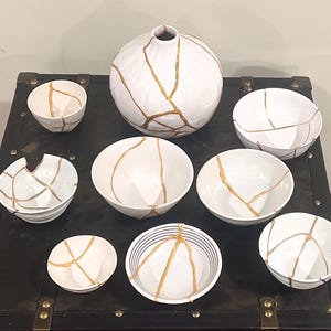 White Kintsugi Vase - Home Decor -gold Repair - Artificial Flowers ...