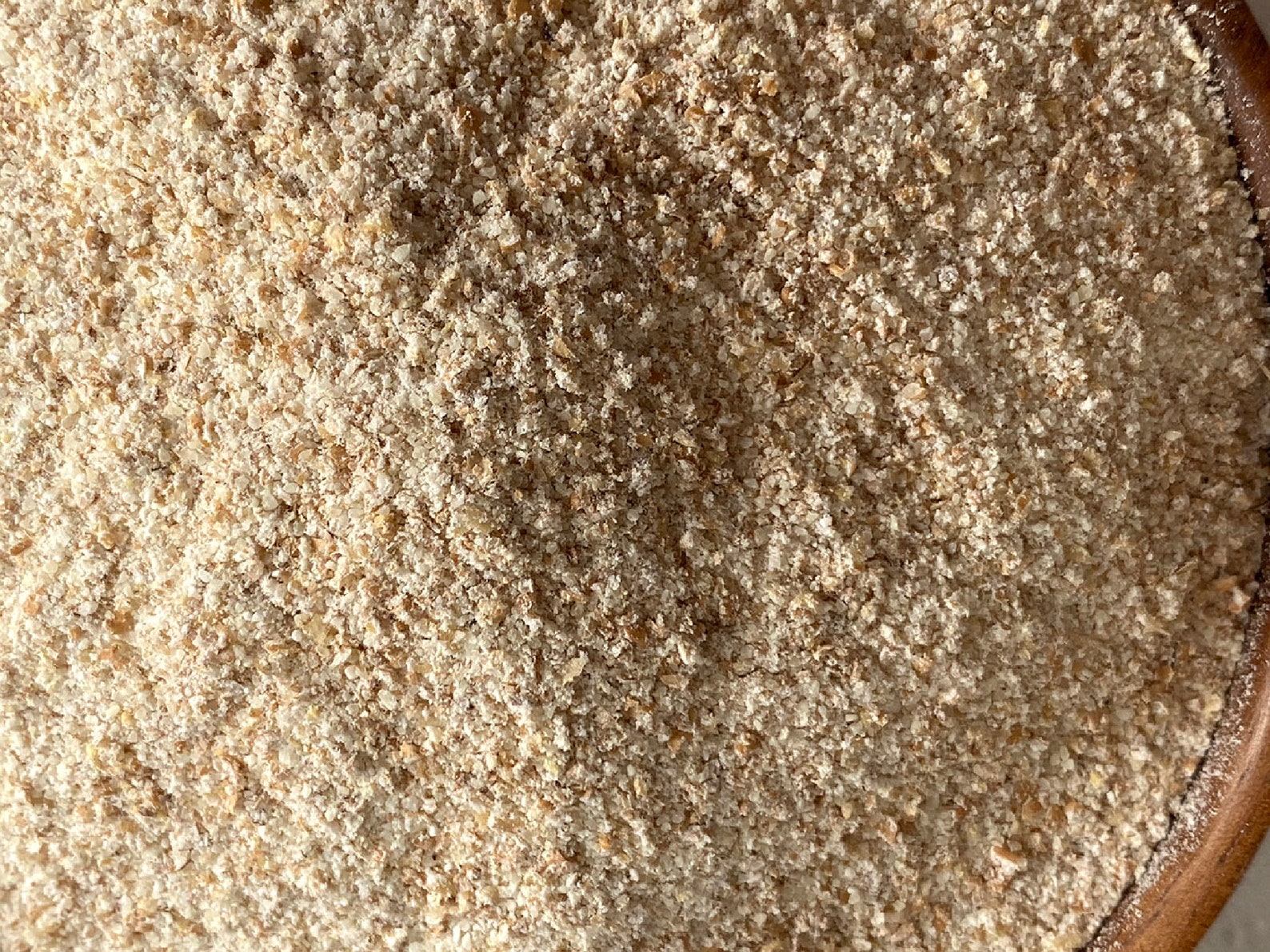Coarse Ground Whole Wheat Flour: Homemade Baking Flour (61.72oz /1.7kg ...
