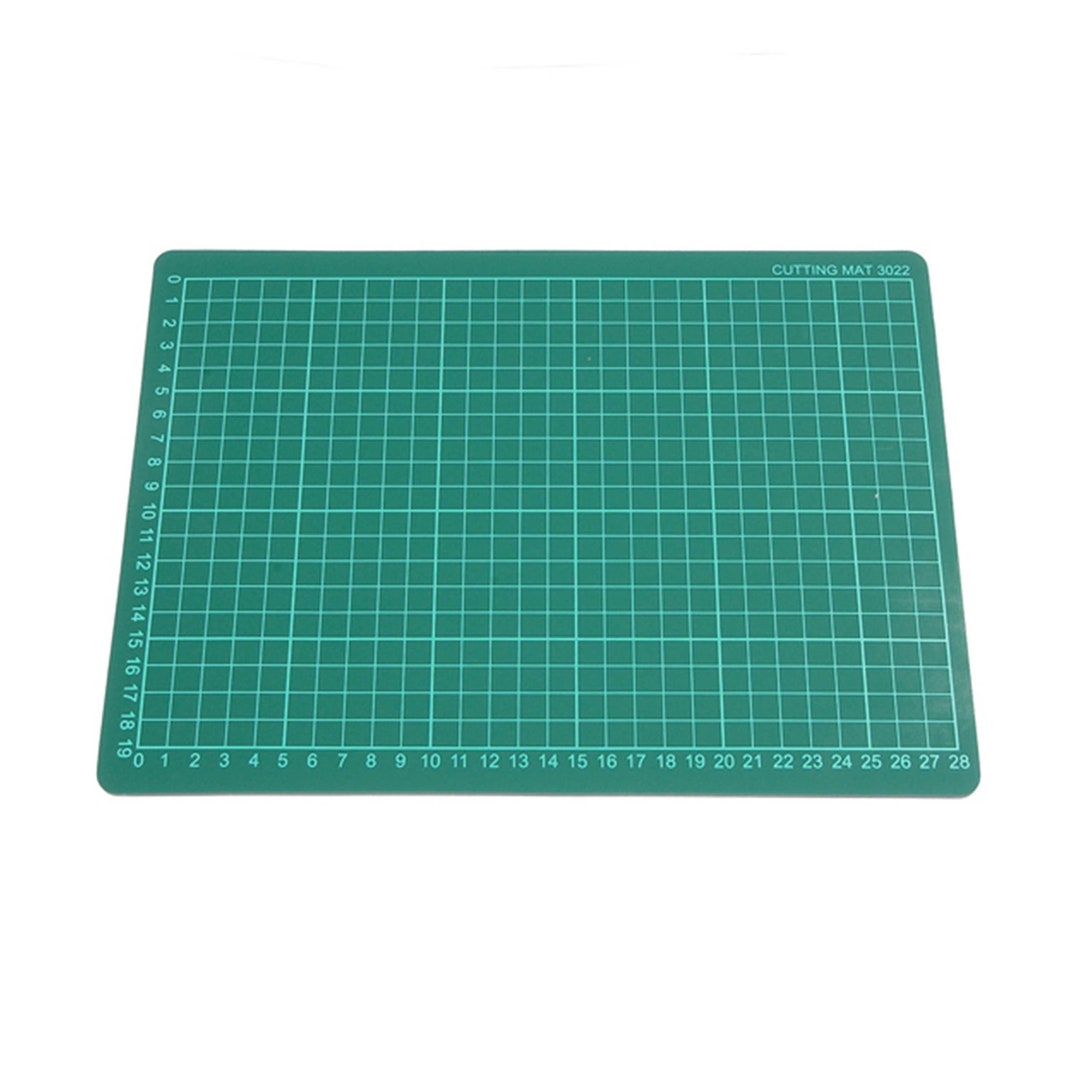 A4 Cutting Mat 30cm X 22cm 3mm With Metric Printed Grid Lines to Cut ...