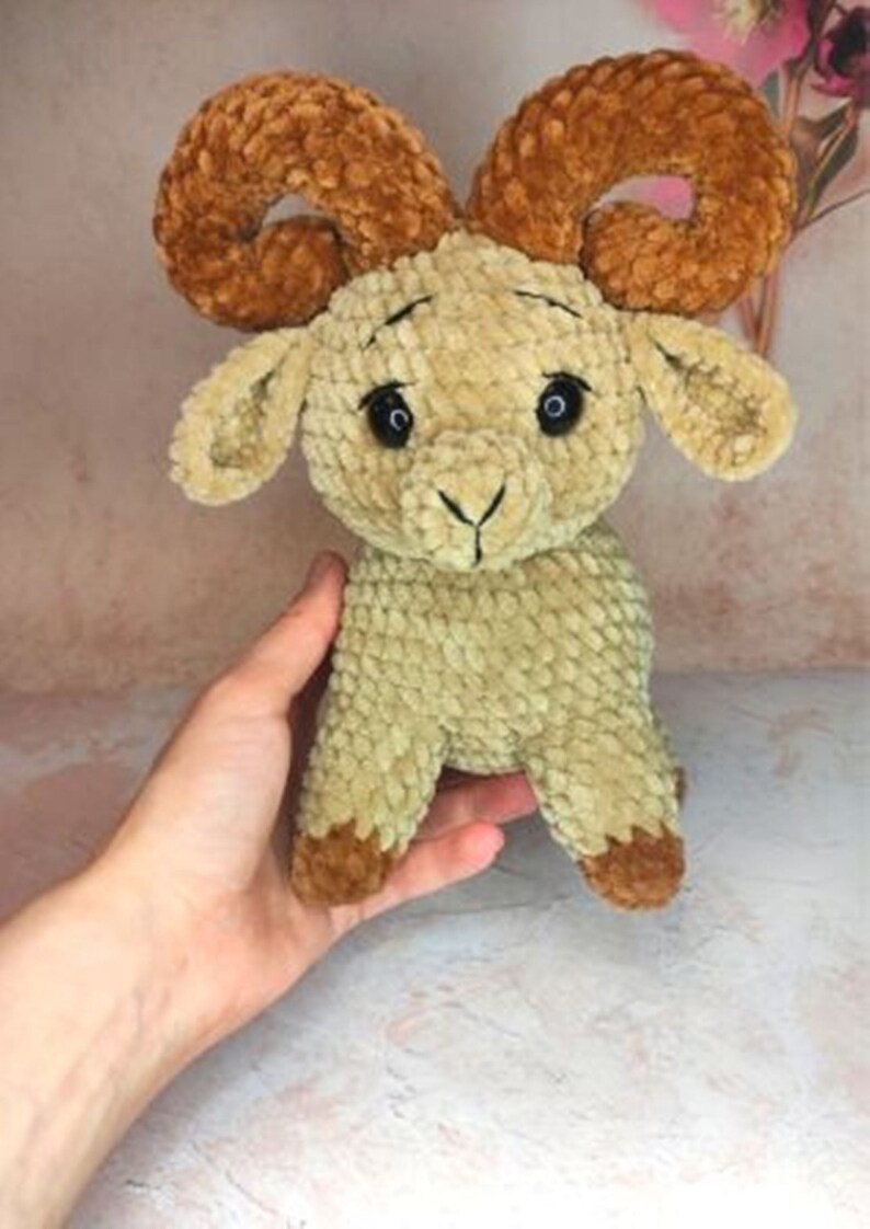Crochet Pattern Ram, Amigurumi Plushie Pattern Pdf, Crochet Bison ...