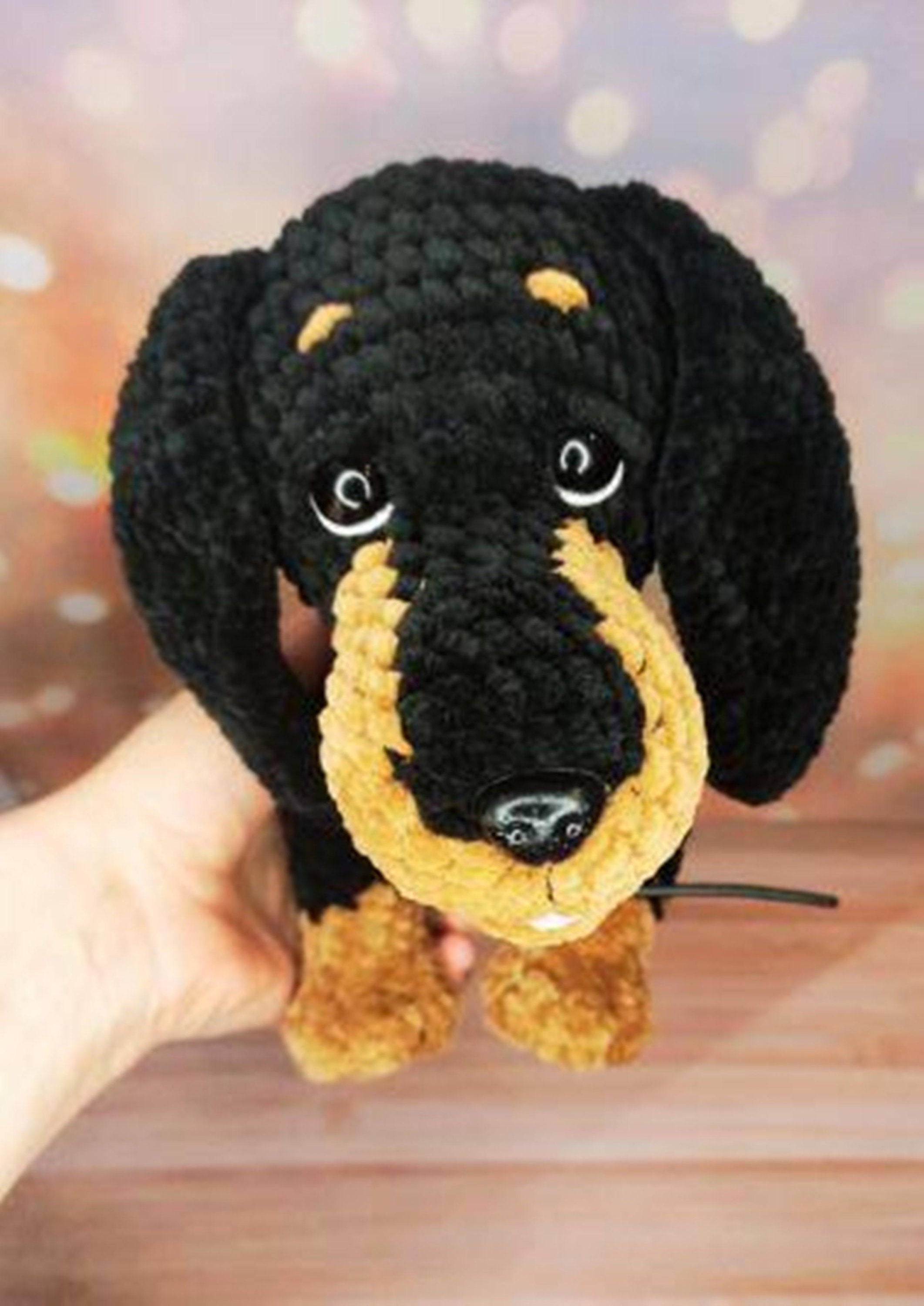 Modèle de chien teckel au crochet, modèle chiot amigurumi, modèle chien ...