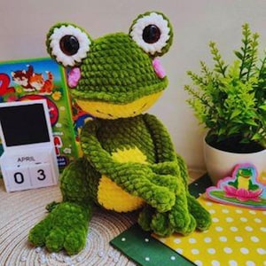 Amigurumi Pattern Stuffed Frog/ Crochet Pattern Funny Frog/ Crochet ...