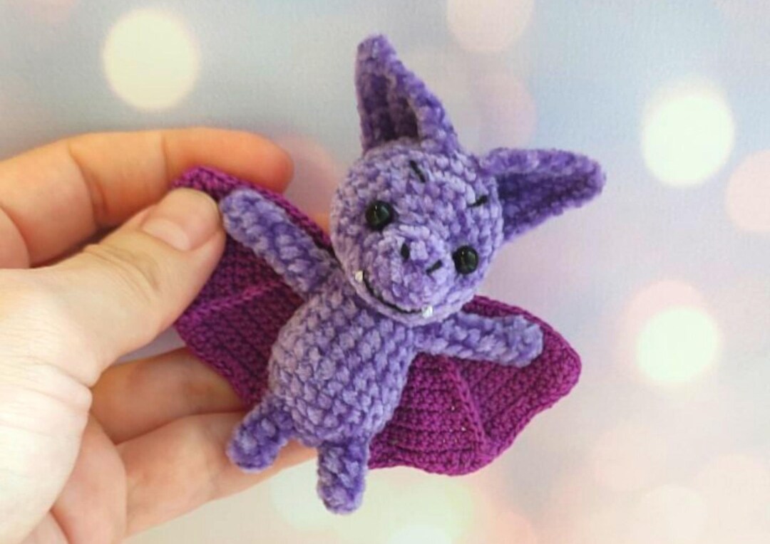 Crochet Pattern Mini Bat/ Amigurumi Tutorial Small Bat/ Pocket Toy ...