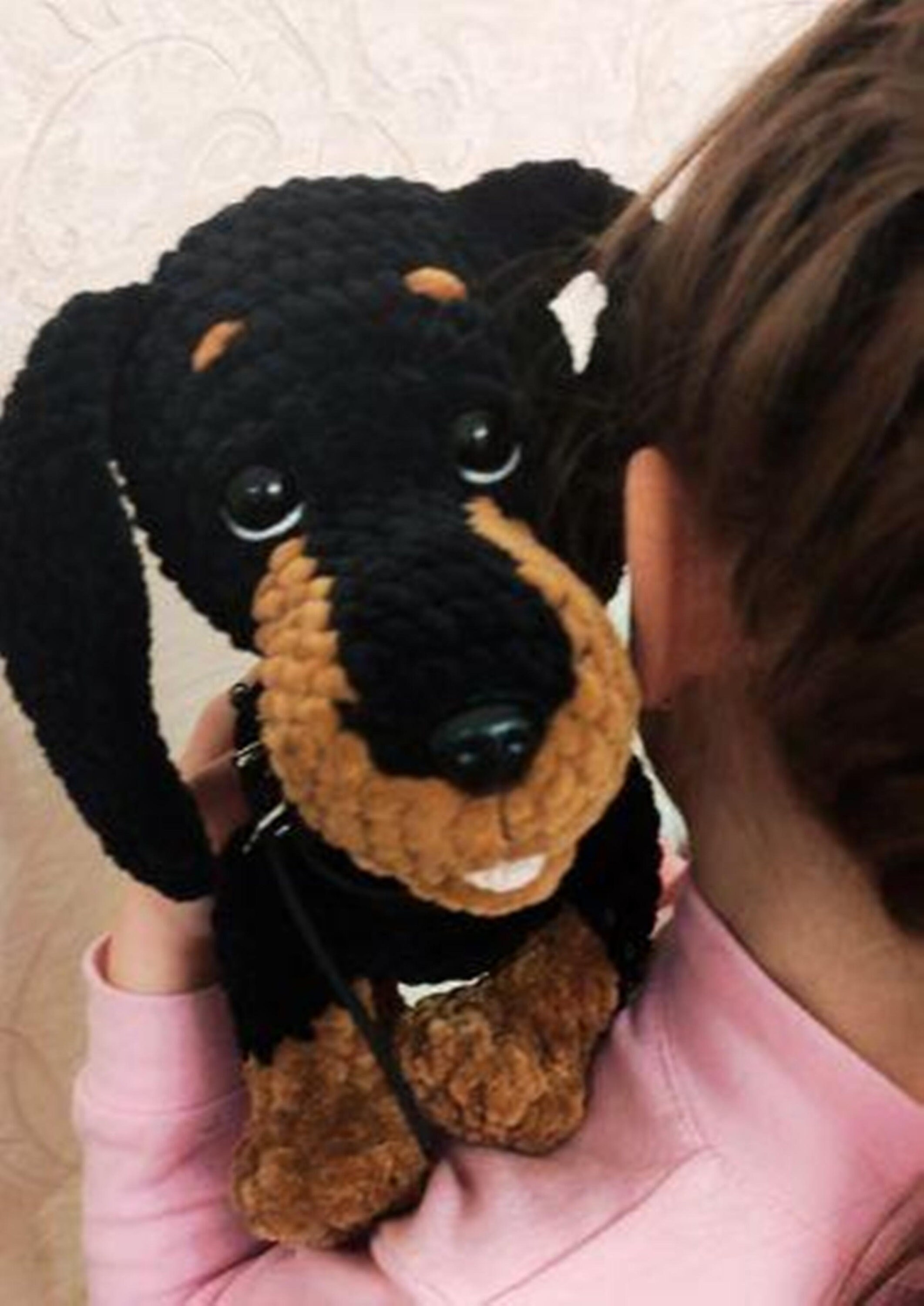 Modèle de chien teckel au crochet, modèle chiot amigurumi, modèle chien ...