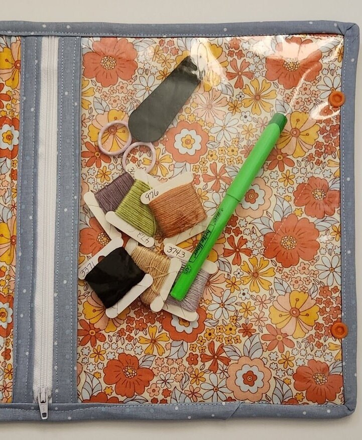 Project Folio/project Binder With Thread Keeper Retro Flowers Small - Etsy