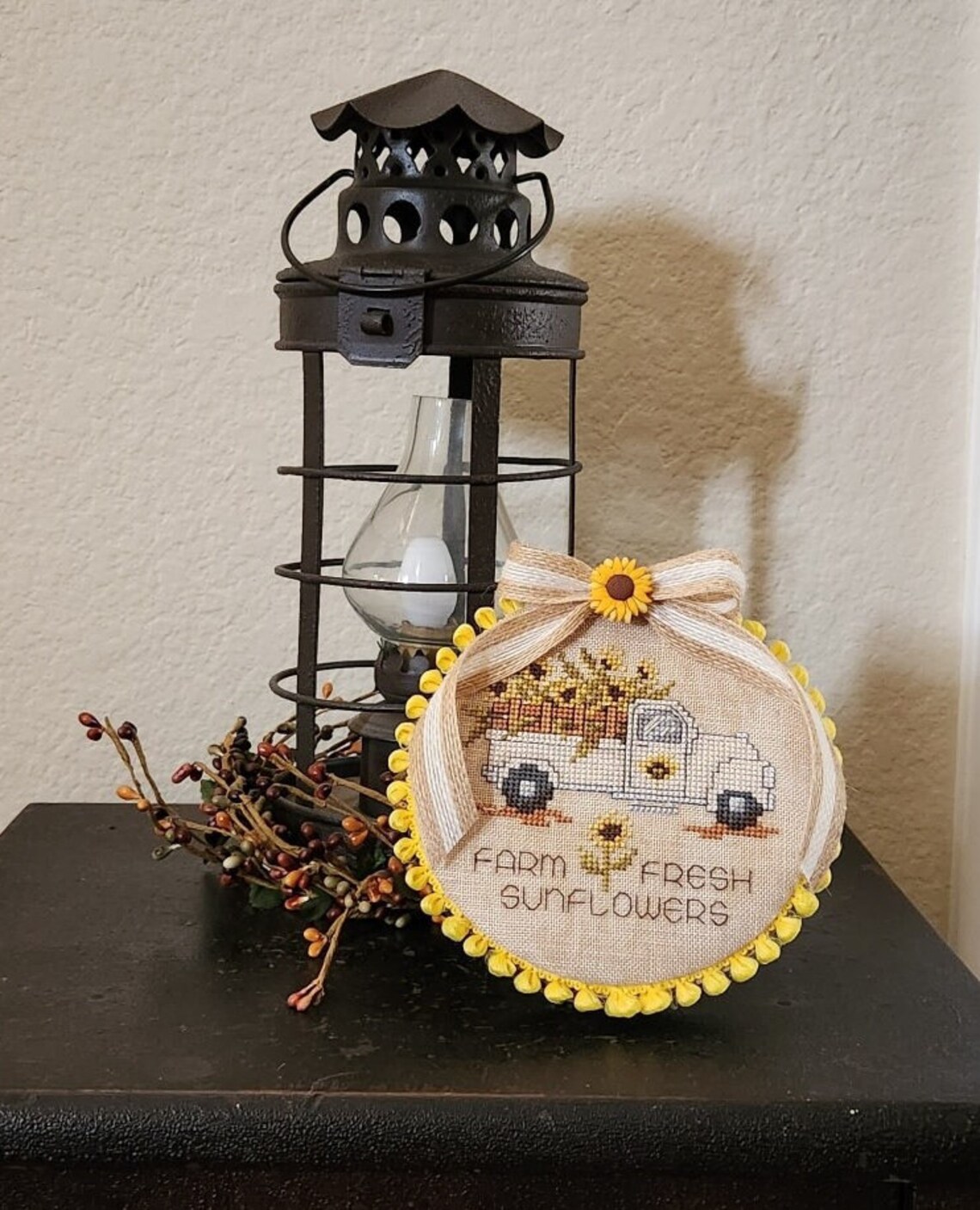 Farm Fresh Sunflowers Round Table Decor - Etsy
