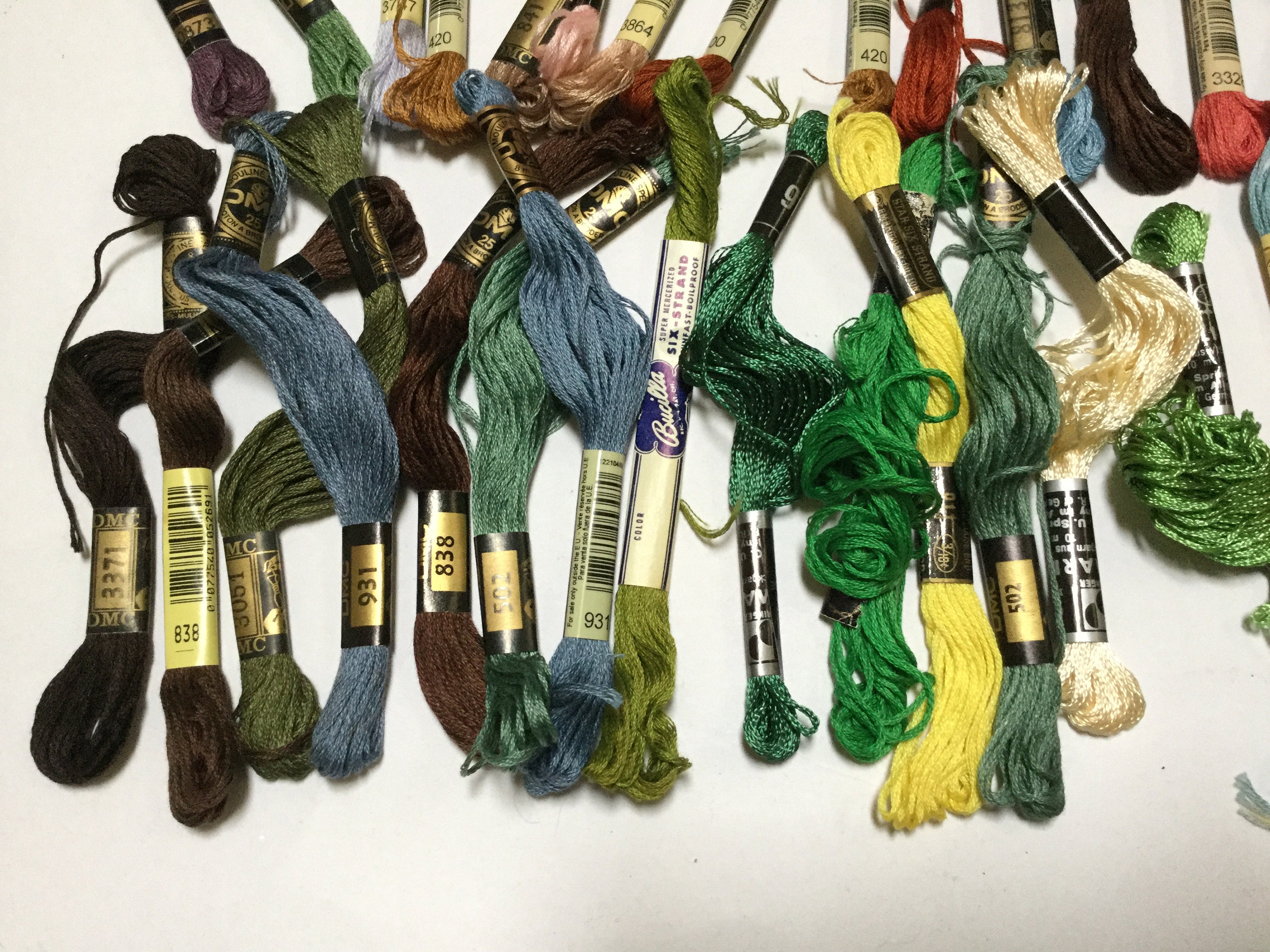 Big Lot of 50 Embroidery Floss Vintage to Now Cotton Cross - Etsy