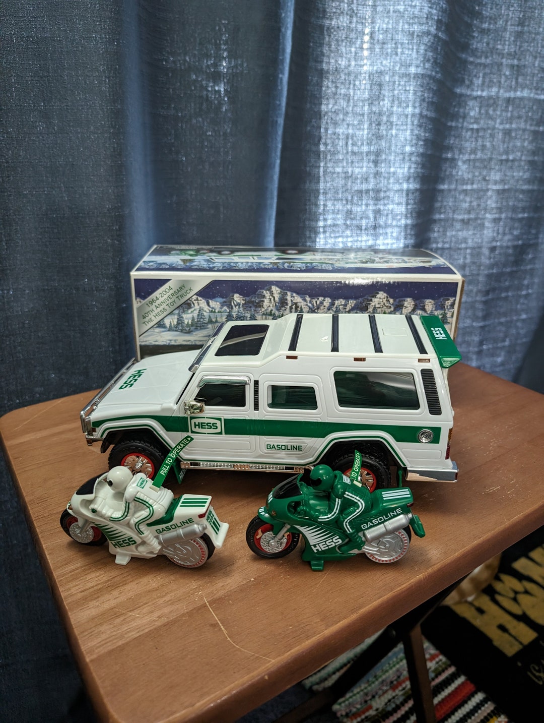 2004 Hess Sport Utility Vehicle and Motorcycle - 40th Anniversary ...