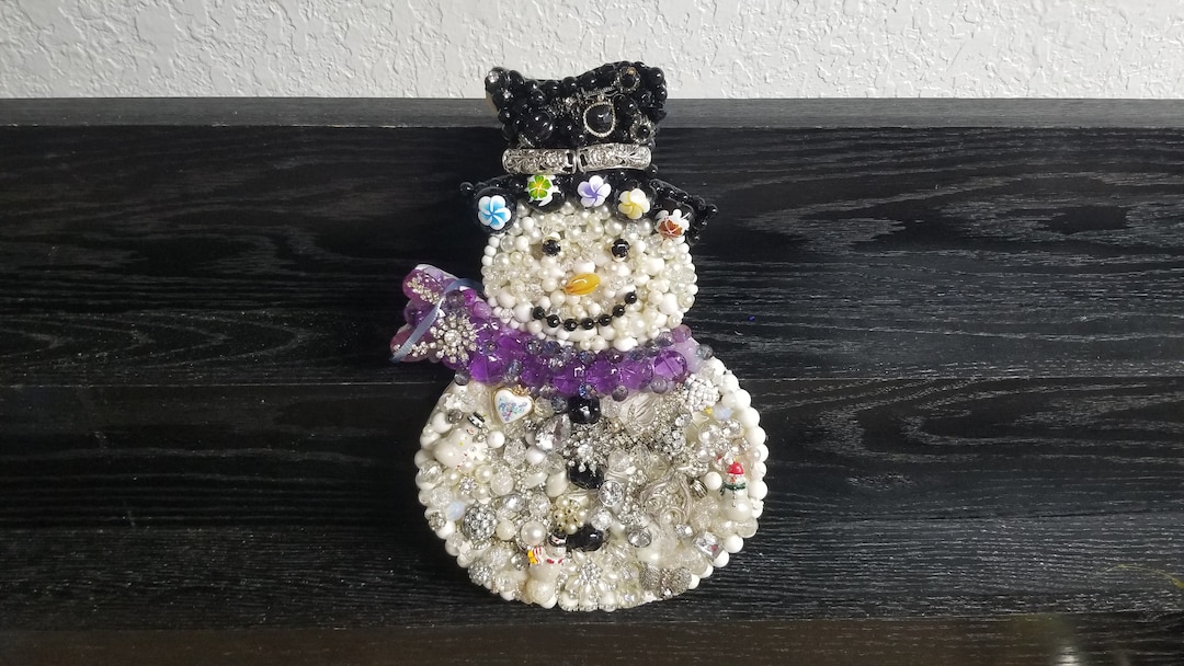 Christmas Snowman, Jewelry Art, Winter Home Decor, Christmas Wall ...