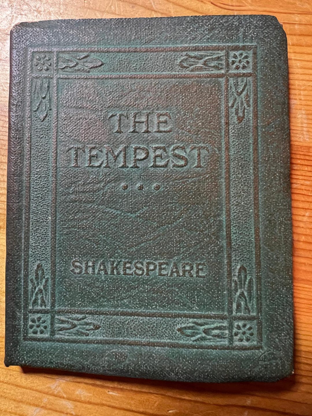 Little Leather Library Book - Shakespeare: "the Tempest" 1920s/green - Etsy