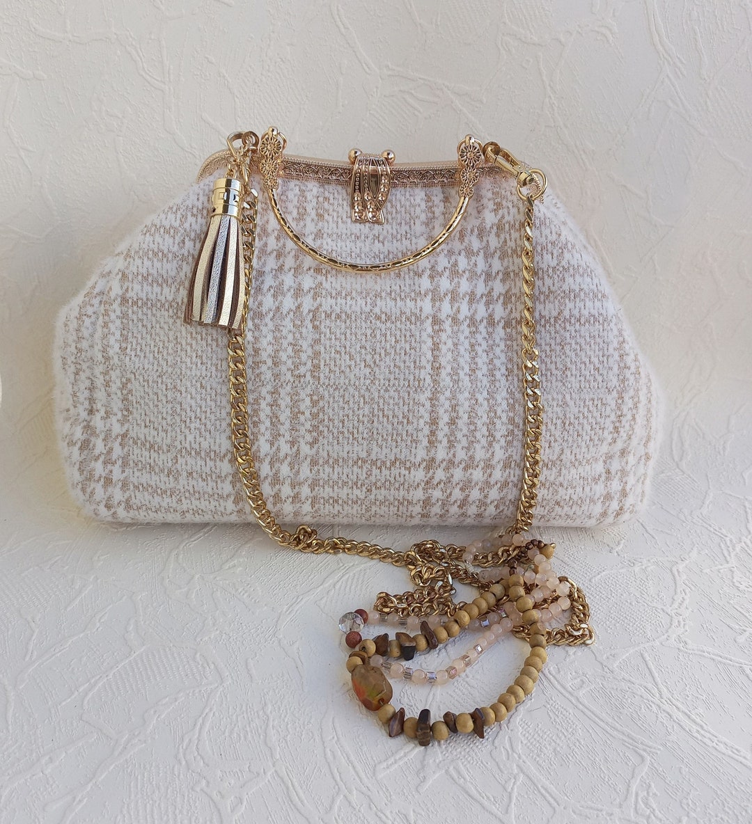 Beige White Checked Bag Vintage Clasp Bag Kisslock Bag Beige Evening ...