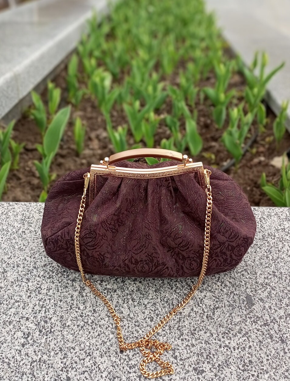 Chocolate Woman Bag Vintage Clasp Handbag Kiss Lock Bag Evening Brown ...