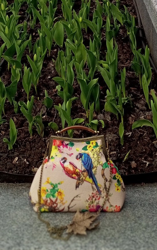 Paradise Birds Bag Vintage Clasp Bag Kisslock Bag Colorful Birds Bag ...