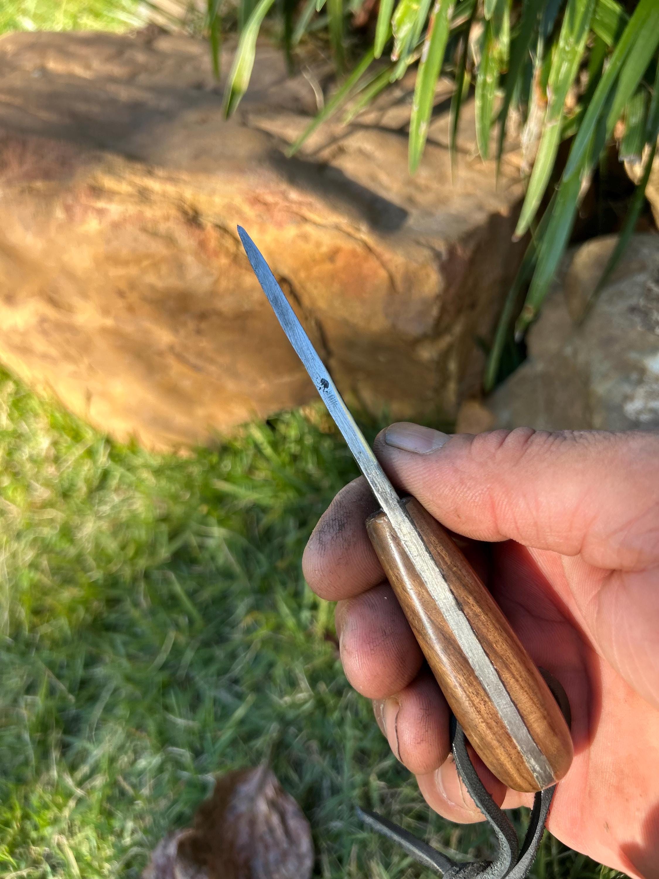 Walnut Bumblebee Knife - Etsy